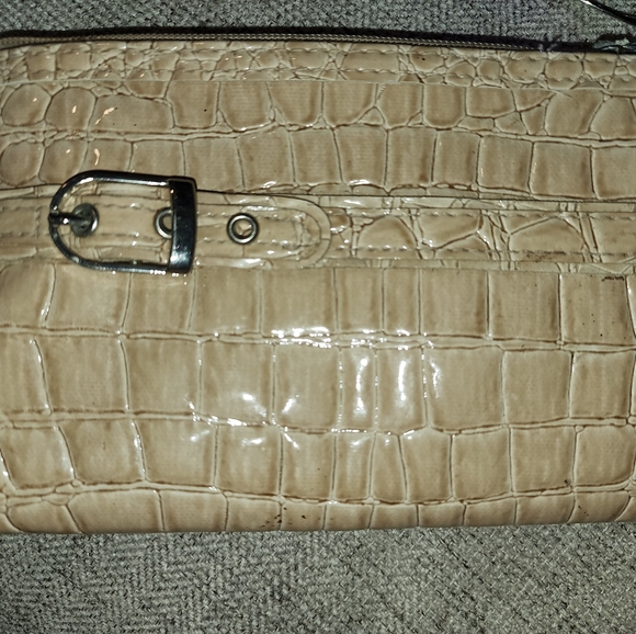 Modella | Bags | New Modella Clutch Wallet With Buckle Cream Crocodile ...